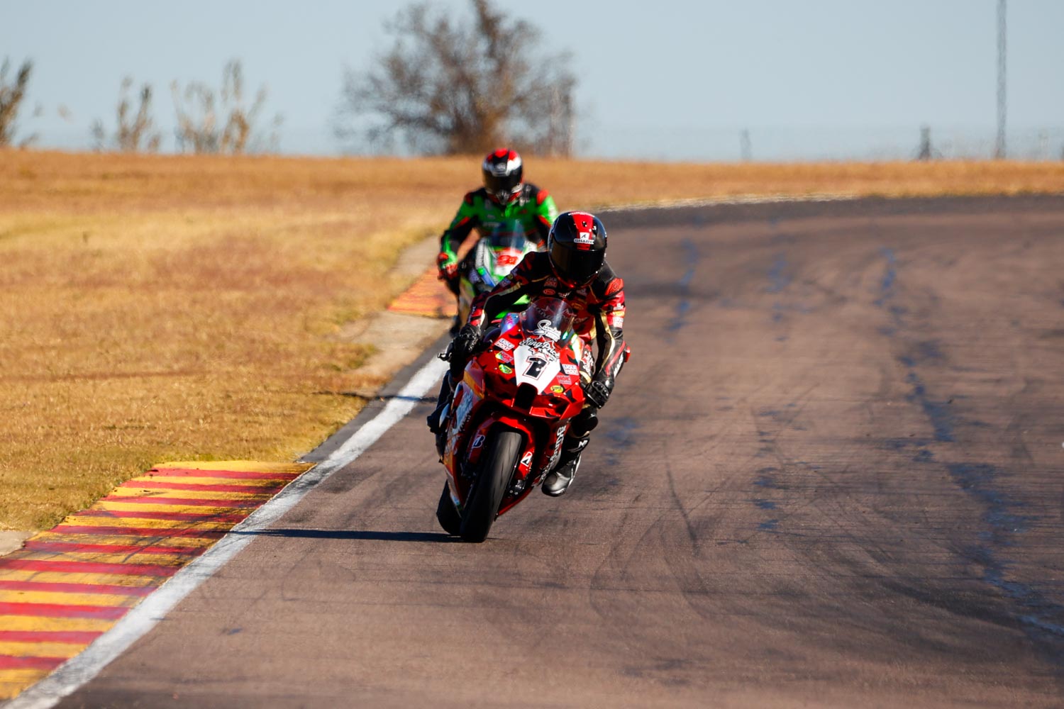 Zwartkops Raceway deliver spectacular mid-season action - Extreme ...